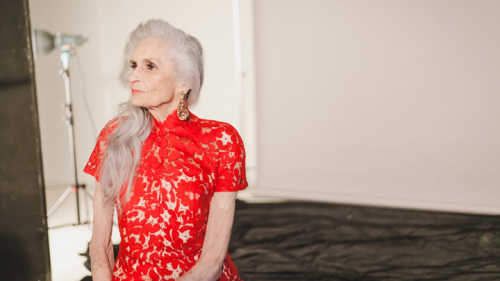 86-year-old supermodel reveals the secret to feeling beautiful - Starts ...