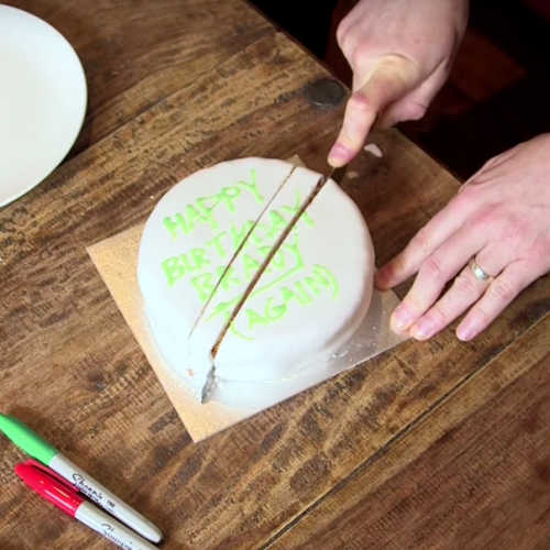 Have we been cutting cake wrong our whole lives? - Starts at 60